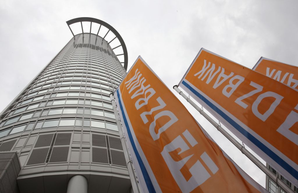 Co-Chef Riese führt DZ Bank ab 2024 allein - Fröhlich in Rente • news ...