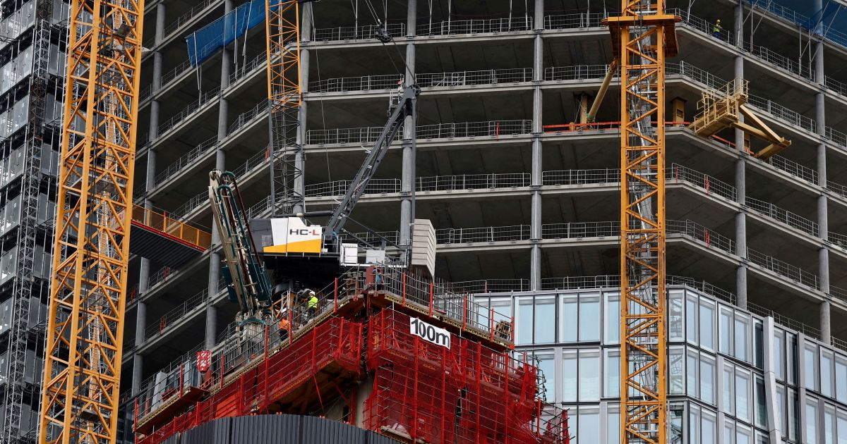 Bau-Gewerkschaft fordert 500 Euro mehr Lohn - Tarifrunde Ende Februar ...