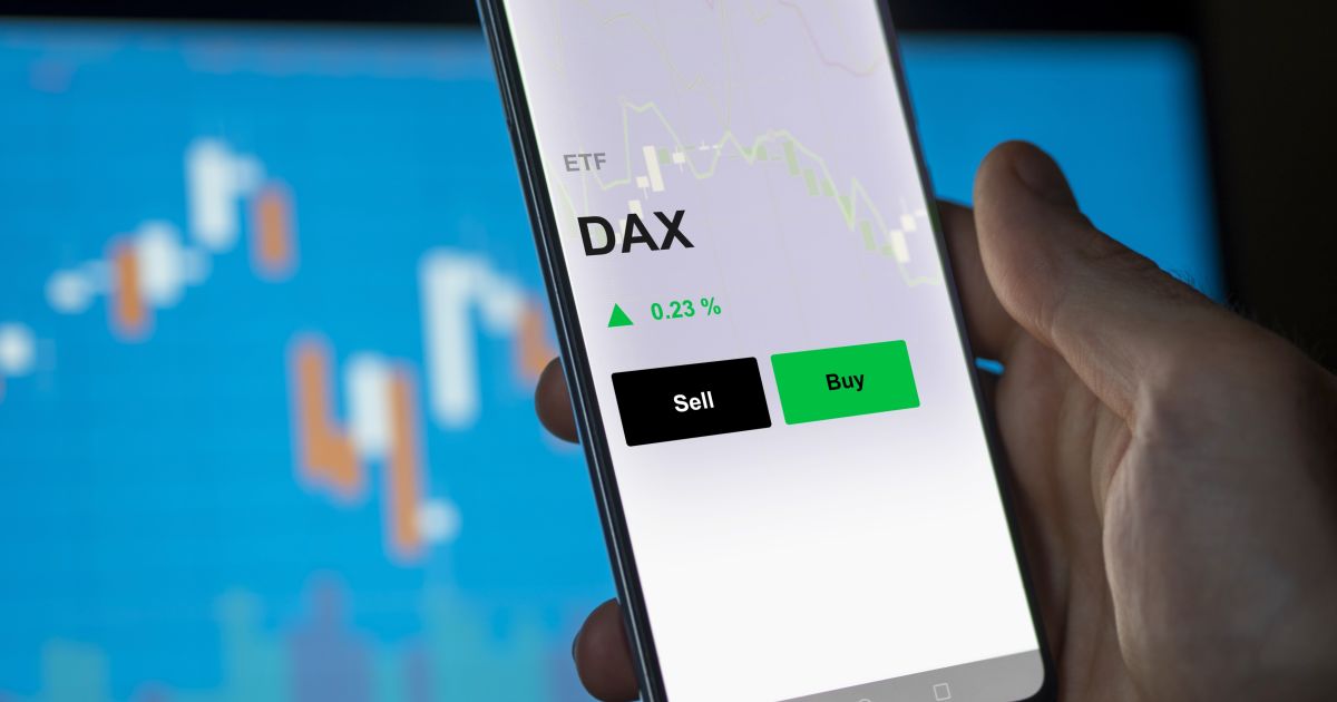 Dax steigt an - SAP-Aktie legt zwischenzeitlich zweistellig zu • news ...