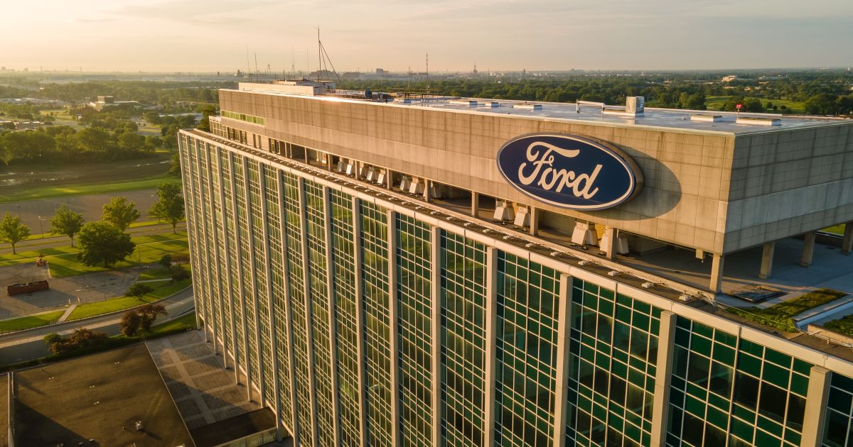 Ford will in Deutschland 2.900 Stellen abbauen • news • onvista